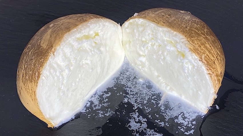 Provola di Bufala - Mozzarella Affumicata Campana